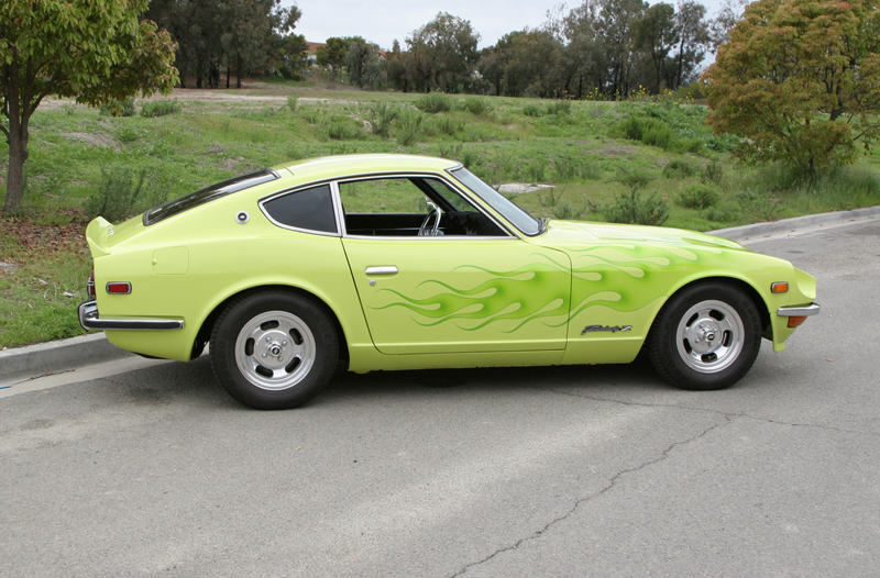 1972 DATSUN 240Z COUPE - Side Profile - 43618