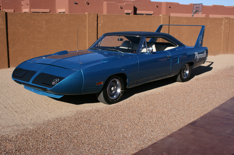 1970 PLYMOUTH HEMI SUPERBIRD COUPE