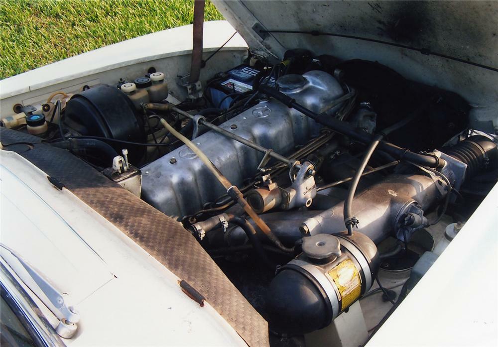 1969 MERCEDES-BENZ 280SL COUPE HARDTOP - Engine - 49559