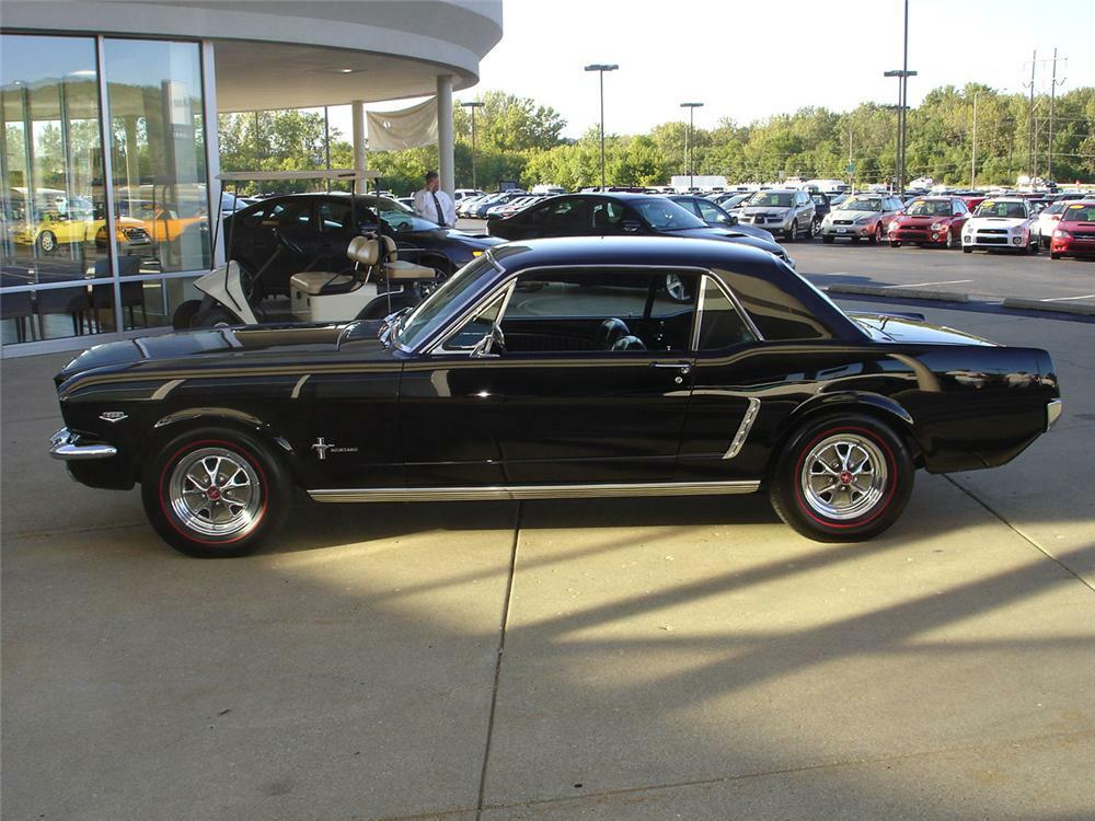 1965 FORD MUSTANG CUSTOM COUPE - Side Profile - 61081