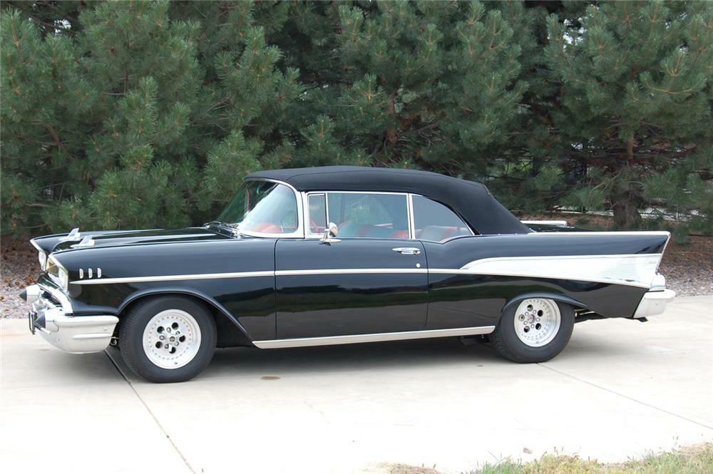 1957 CHEVROLET BEL AIR CUSTOM CONVERTIBLE - Side Profile - 61236