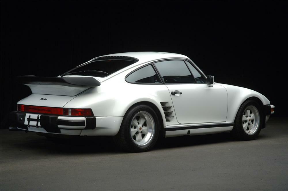 1988 PORSCHE 930S SLANT NOSE COUPE - Rear 3/4 - 61264