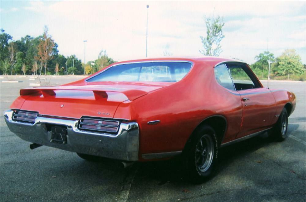 1969 PONTIAC GTO JUDGE 2 DOOR HARDTOP - Rear 3/4 - 61541