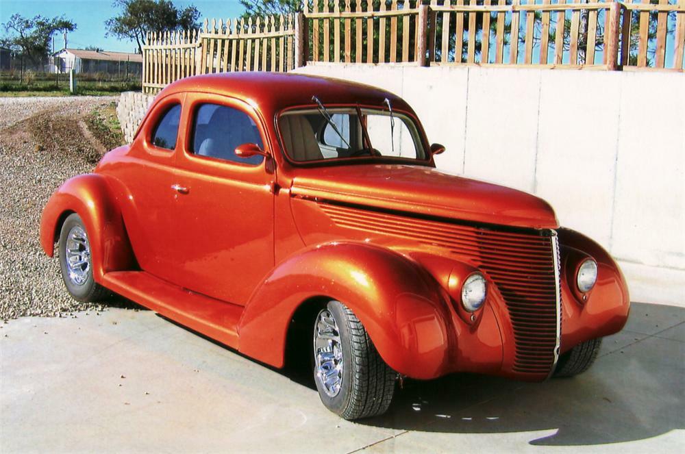 1938 FORD CUSTOM 2 DOOR COUPE