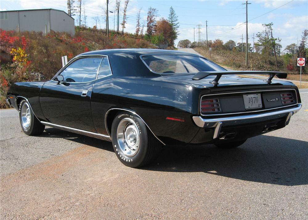 1970 PLYMOUTH HEMI CUDA 2 DOOR HARDTOP - Rear 3/4 - 61847