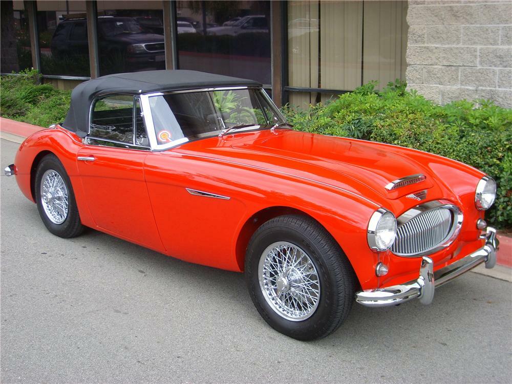 1963 AUSTIN-HEALEY 3000 MARK II BJ7 SPORTS CONVERTIBLE - Front 3/4 - 70693