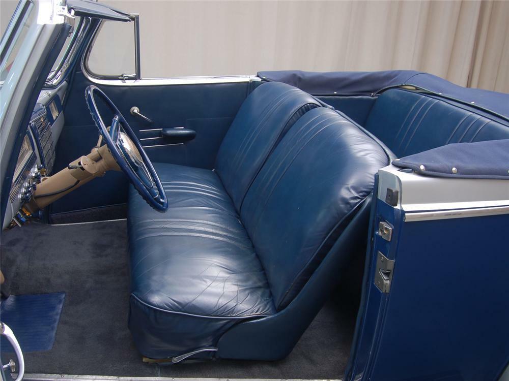 1941 PACKARD 2 DOOR CONVERTIBLE - Interior - 70697