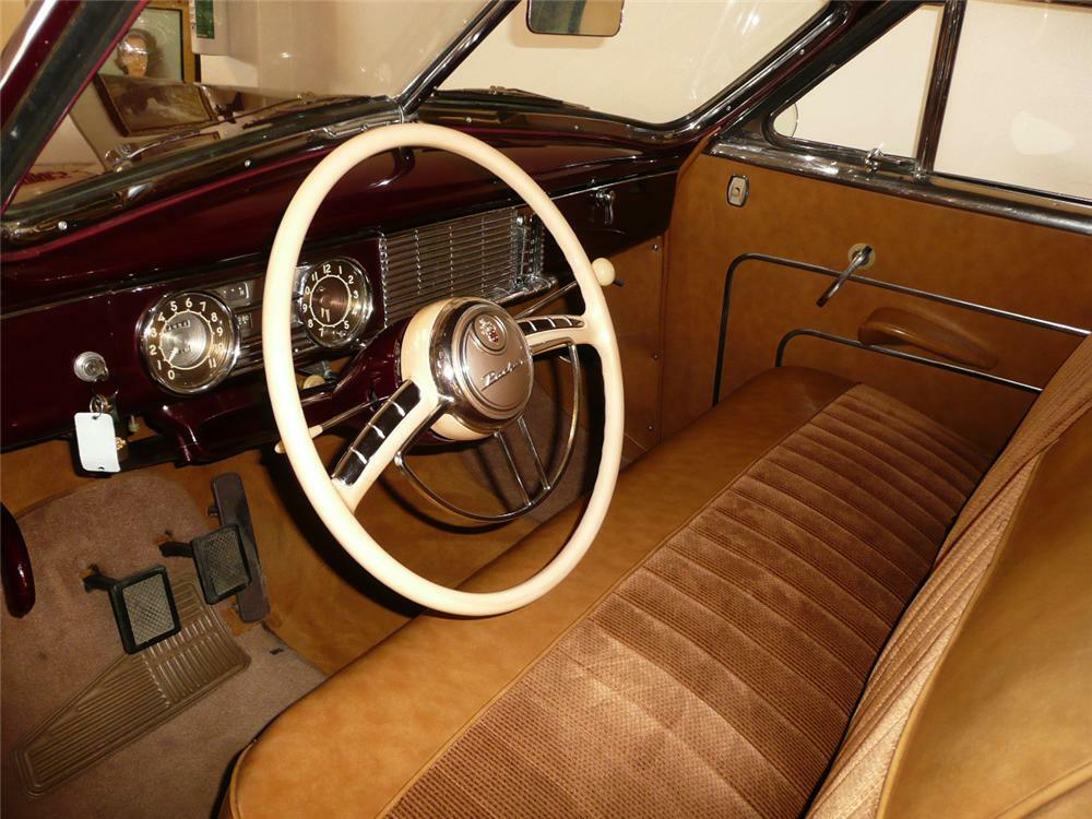 1949 PACKARD SUPER 8 VICTORIA CONVERTIBLE - Interior - 70759