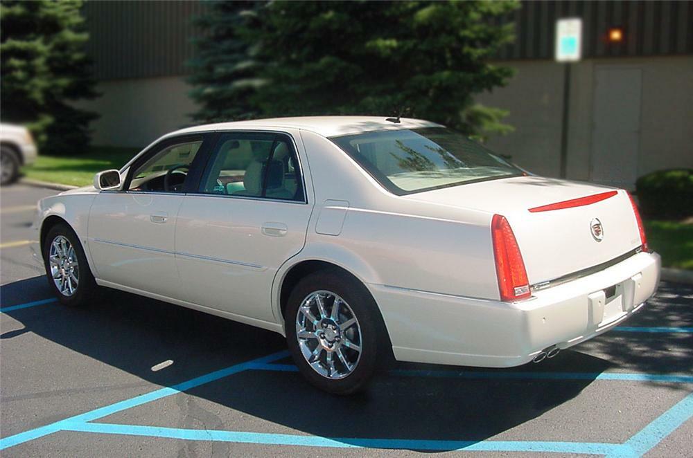 2006 CADILLAC DTS COUPE - Front 3/4 - 75083
