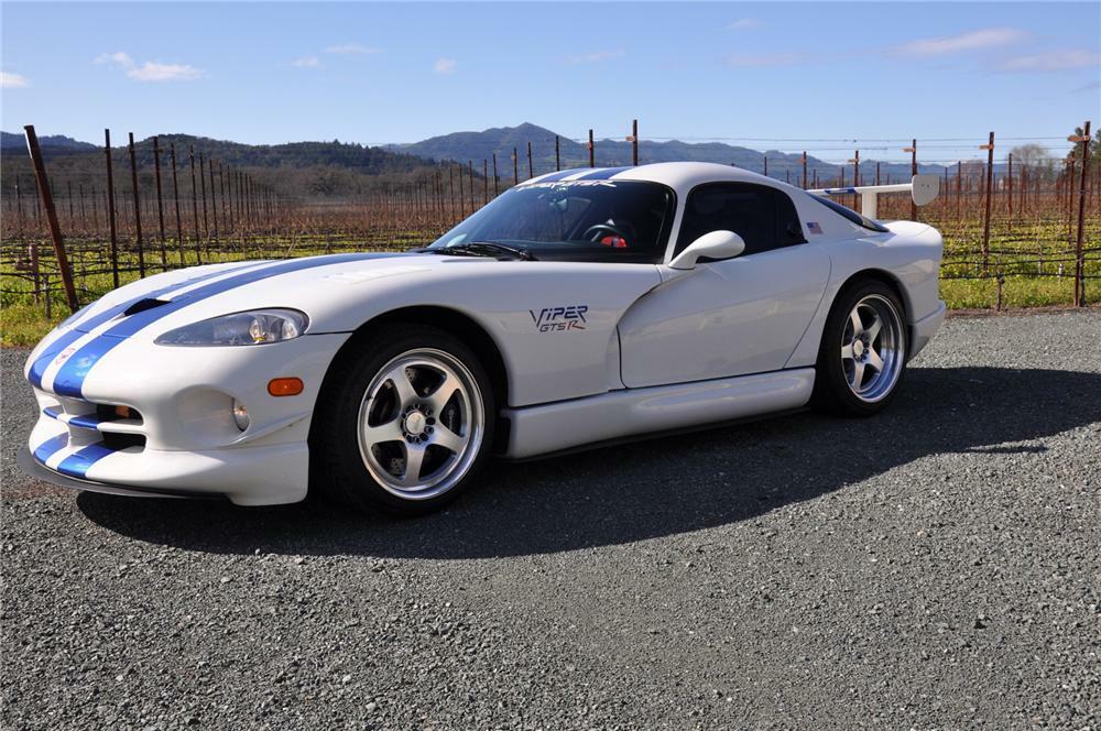 1998 DODGE VIPER GTS-R COUPE - Side Profile - 75496