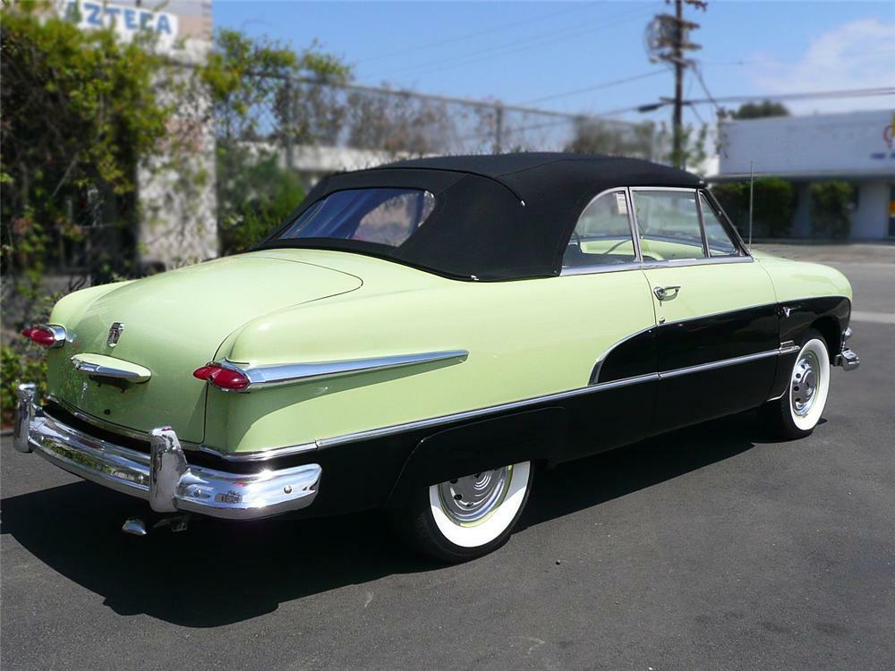 1951 FORD CUSTOM CONVERTIBLE - Rear 3/4 - 79044