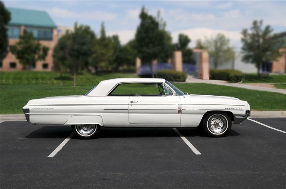 1962 OLDSMOBILE DYNAMIC 88 2 DOOR HARDTOP - Side Profile - 79162