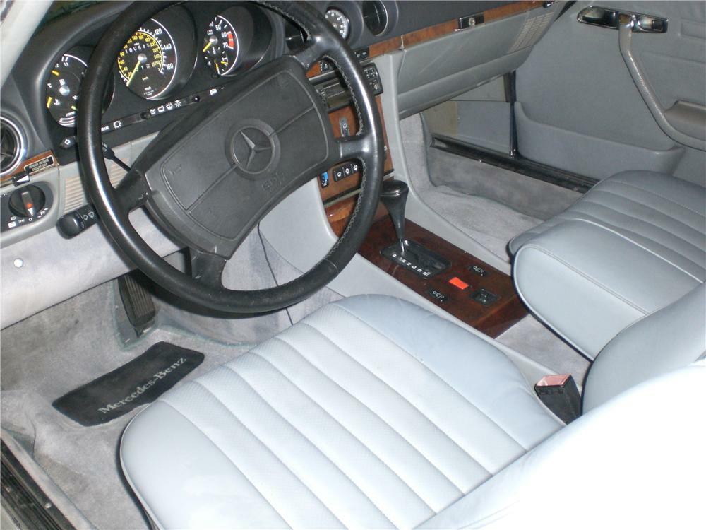 1989 MERCEDES-BENZ 560SL CONVERTIBLE - Interior - 79176