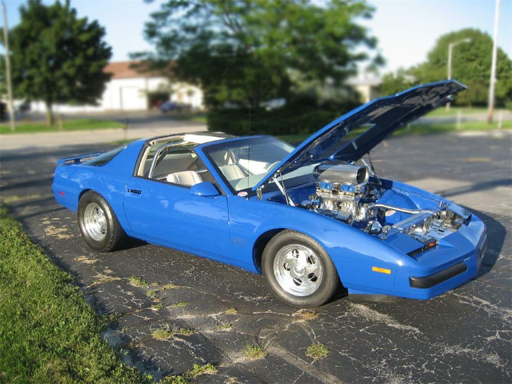 1987 PONTIAC FIREBIRD CUSTOM COUPE - Side Profile - 79525
