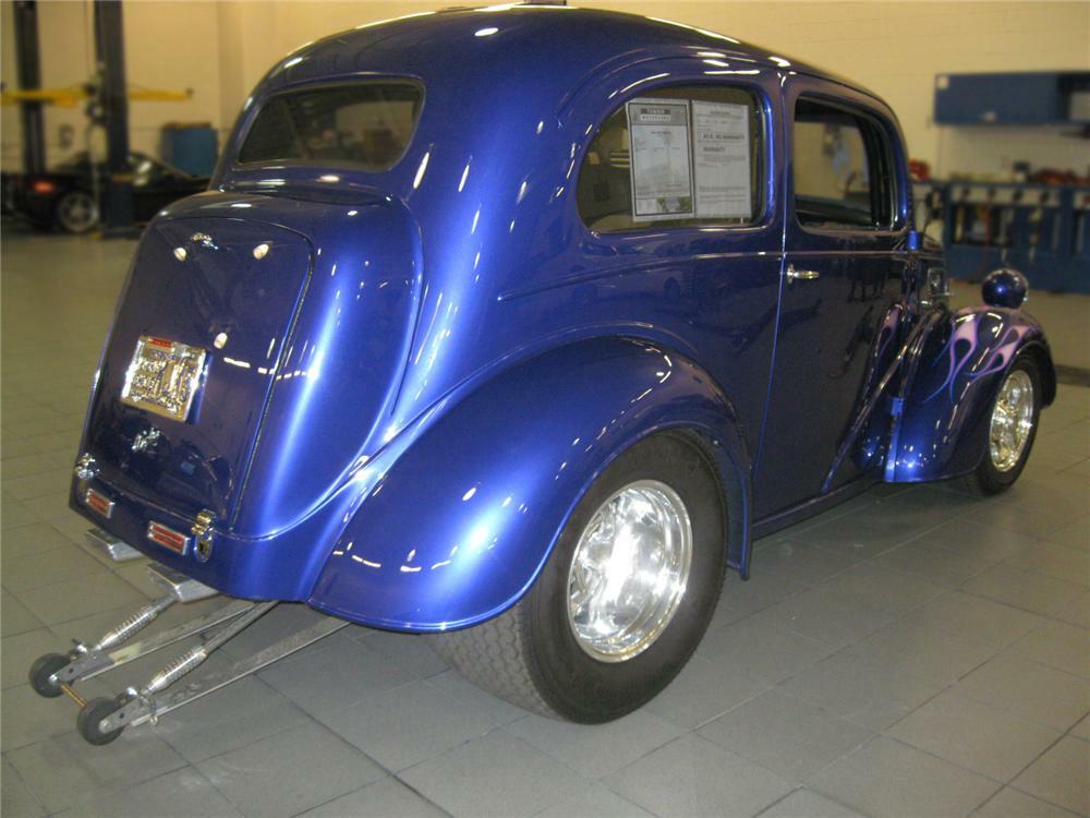 1948 FORD ANGLIA CUSTOM COUPE - Rear 3/4 - 79668