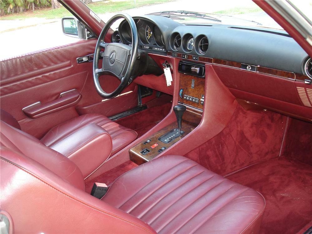 1987 MERCEDES-BENZ 560SL CONVERTIBLE - Interior - 79777