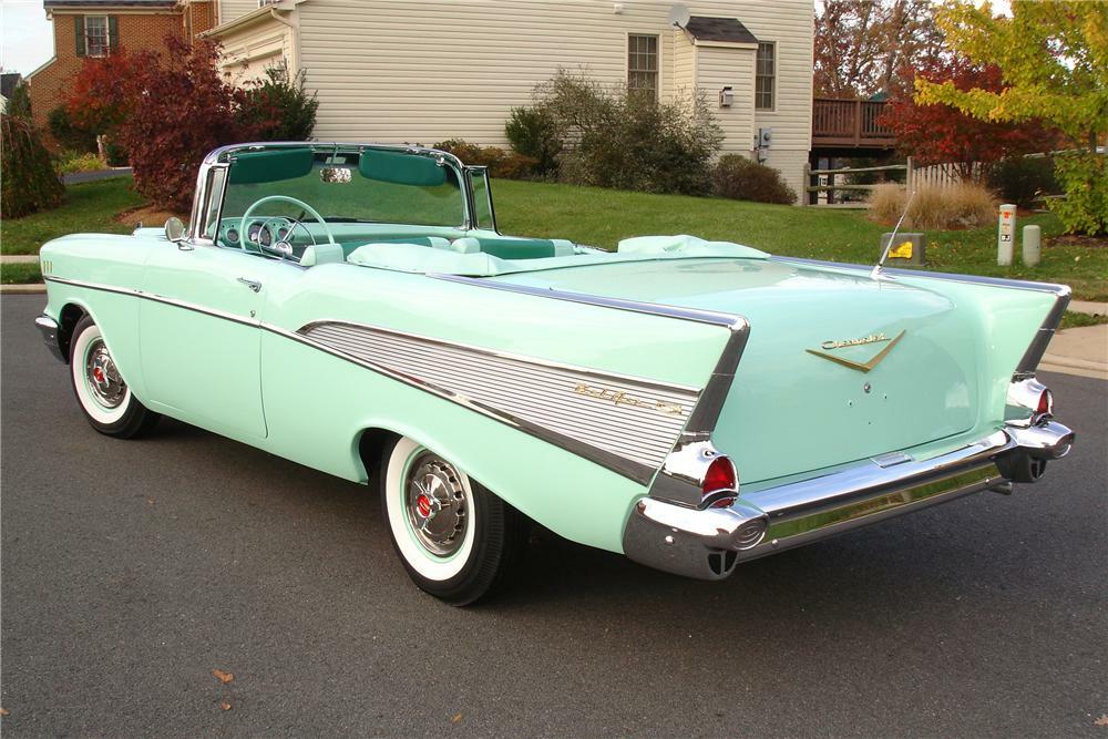 1957 CHEVROLET BEL AIR CONVERTIBLE - Front 3/4 - 81042