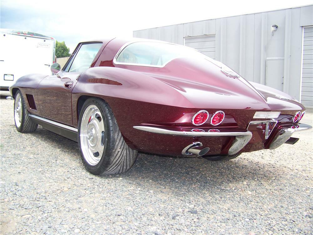 1966 CHEVROLET CORVETTE CUSTOM COUPE - Rear 3/4 - 81130