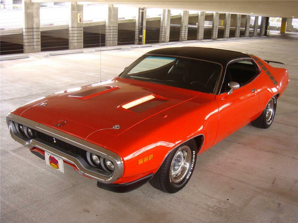 1971 PLYMOUTH ROAD RUNNER 2 DOOR HARDTOP - Front 3/4 - 88926