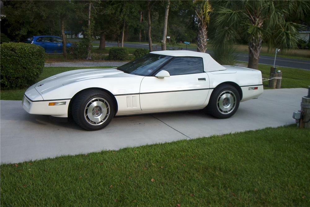 1987 CHEVROLET CORVETTE CONVERTIBLE - Side Profile - 88979