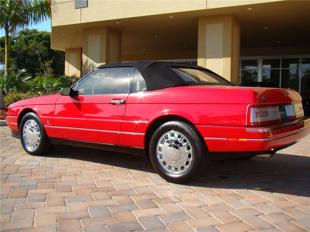 1993 CADILLAC ALLANTE 2 DOOR CONVERTIBLE - Rear 3/4 - 89046