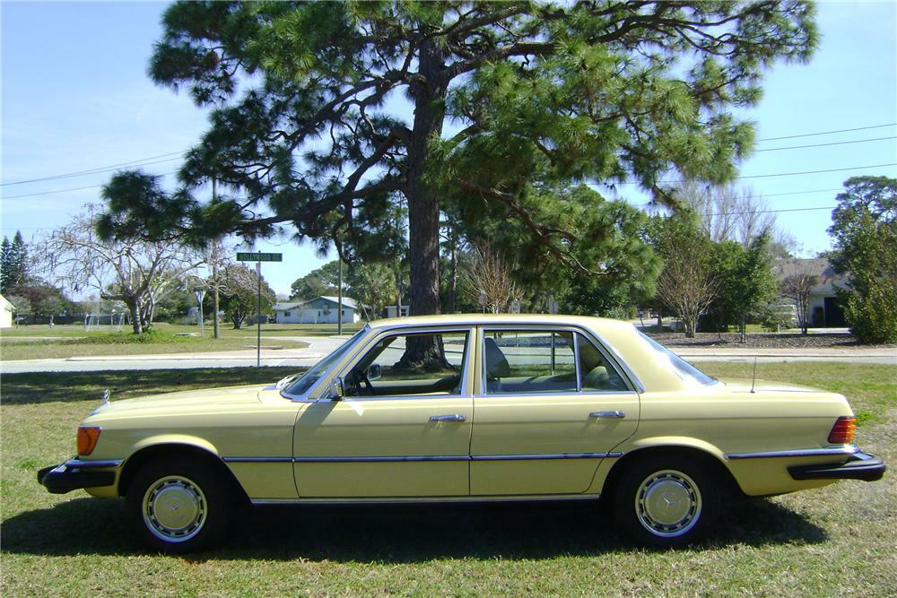 1977 MERCEDES-BENZ 280SE 4 DOOR SEDAN - Side Profile - 89226