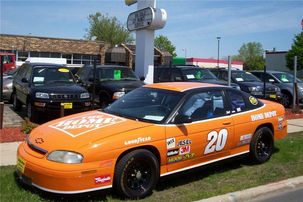 1995 CHEVROLET MONTE CARLO CUSTOM 2 DOOR COUPE - Side Profile - 89721