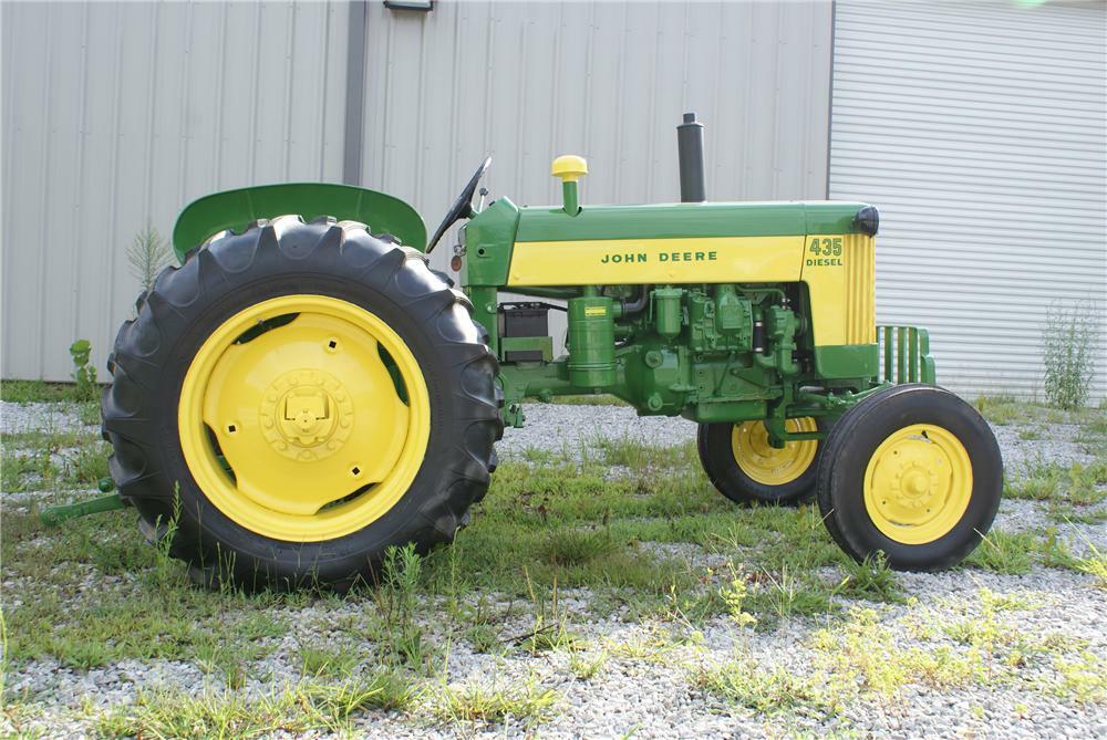 1959 JOHN DEERE 435 DIESEL TRACTOR - Side Profile - 93420