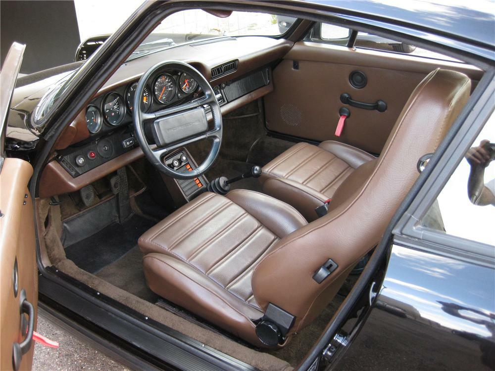 1982 PORSCHE 911 SC CUSTOM COUPE - Interior - 94014