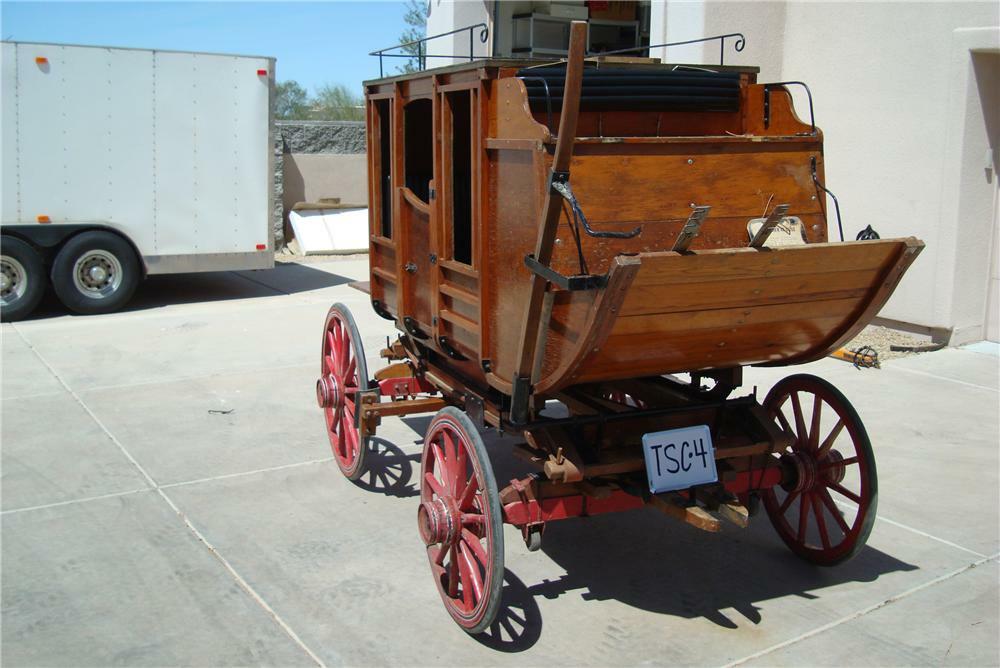 0 STAGE COACH 3/4 SIZE PONY STAGECOACH REPLICA - Front 3/4 - 94049