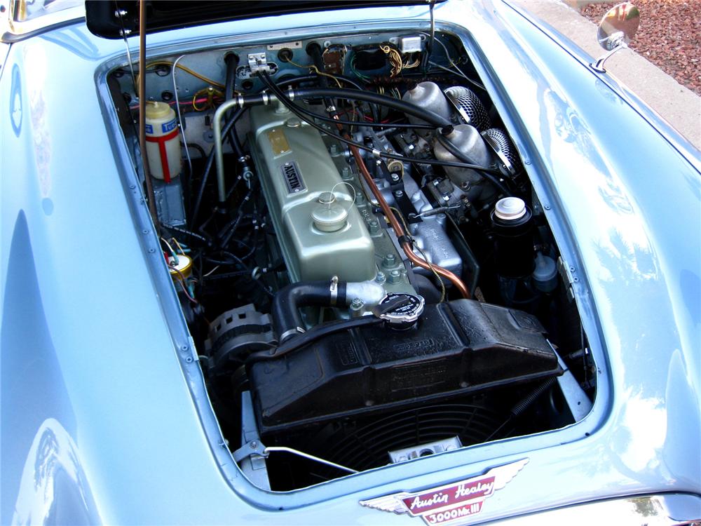 1967 AUSTIN-HEALEY BJ8 CONVERTIBLE - Engine - 97571