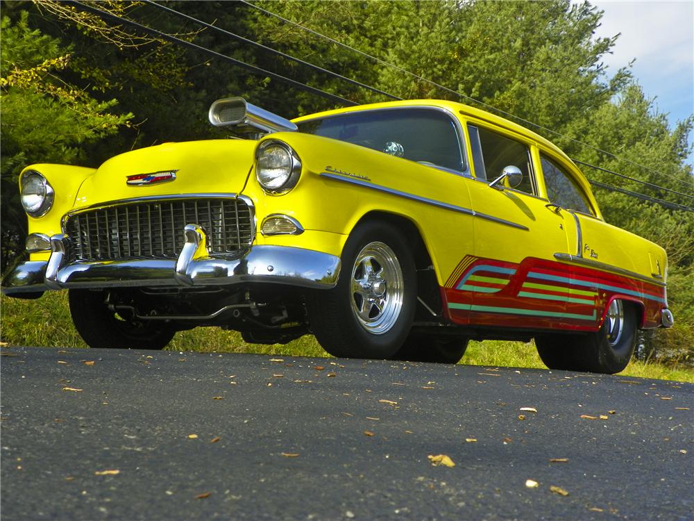 1955 CHEVROLET CUSTOM 2 DOOR SEDAN - Front 3/4 - 97881
