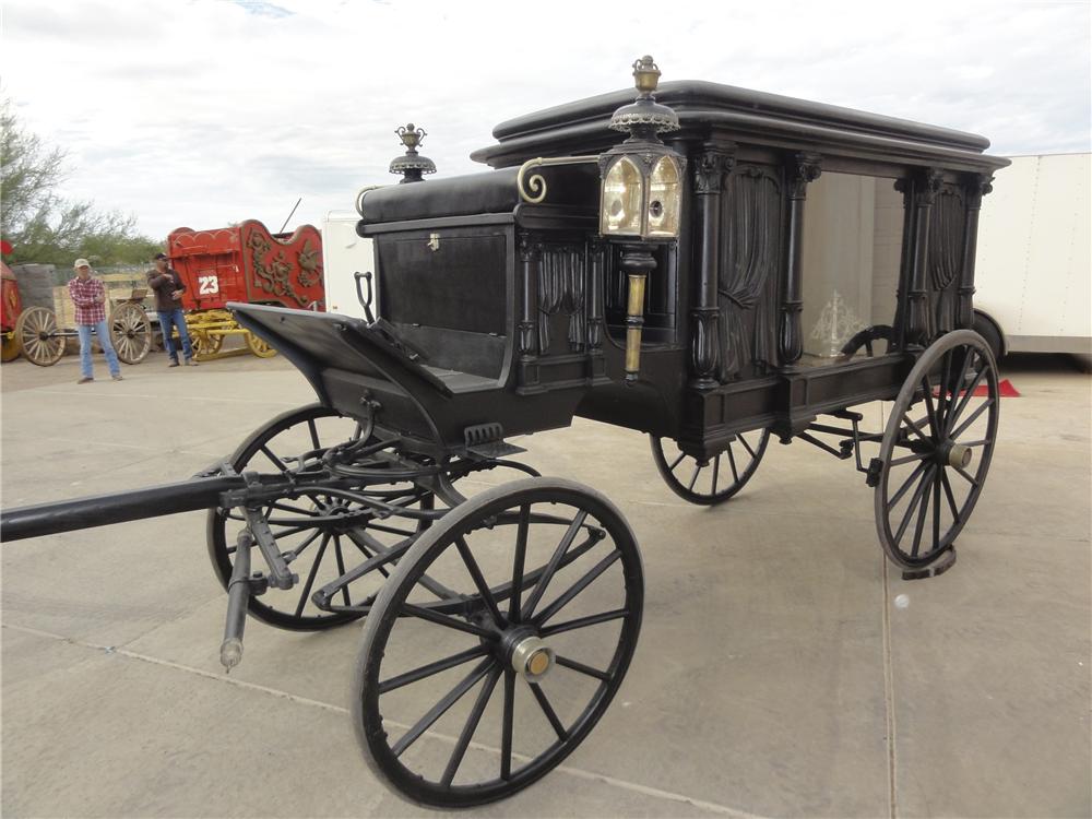 0 STAGE COACH 2 HORSE DRAWN HEARSE - Front 3/4 - 97899