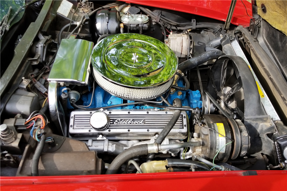 1977 corvette engine compartment