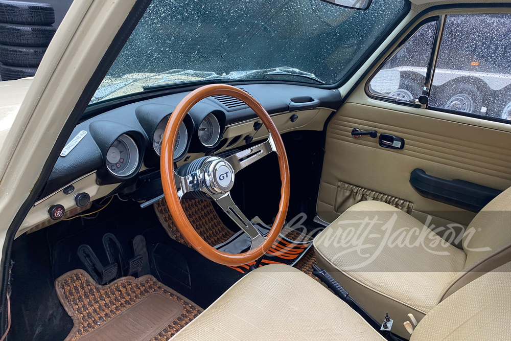 vw fastback interior