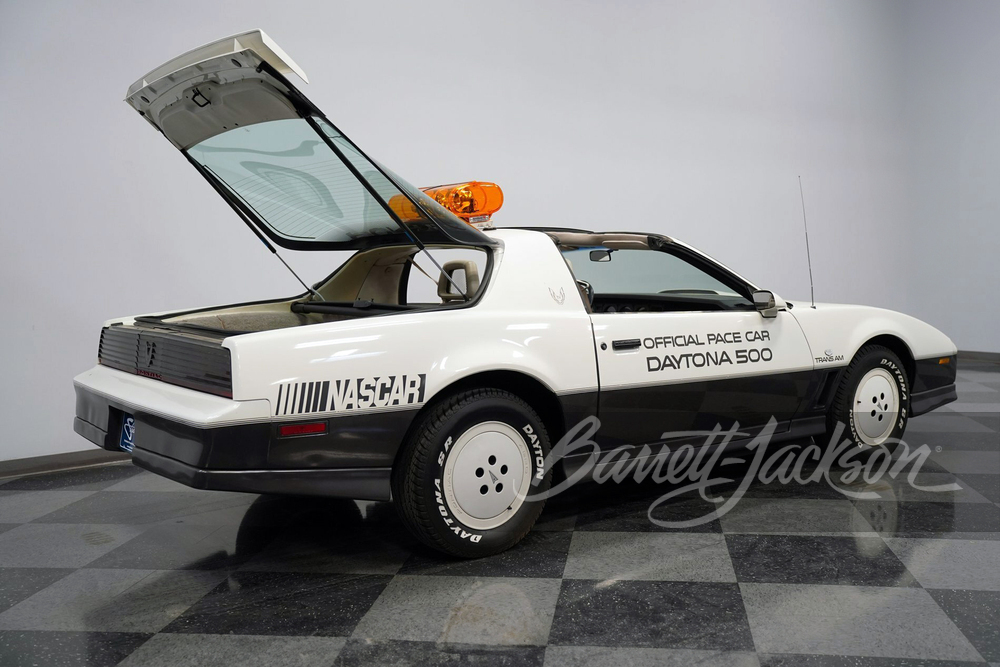 1983 pontiac firebird se